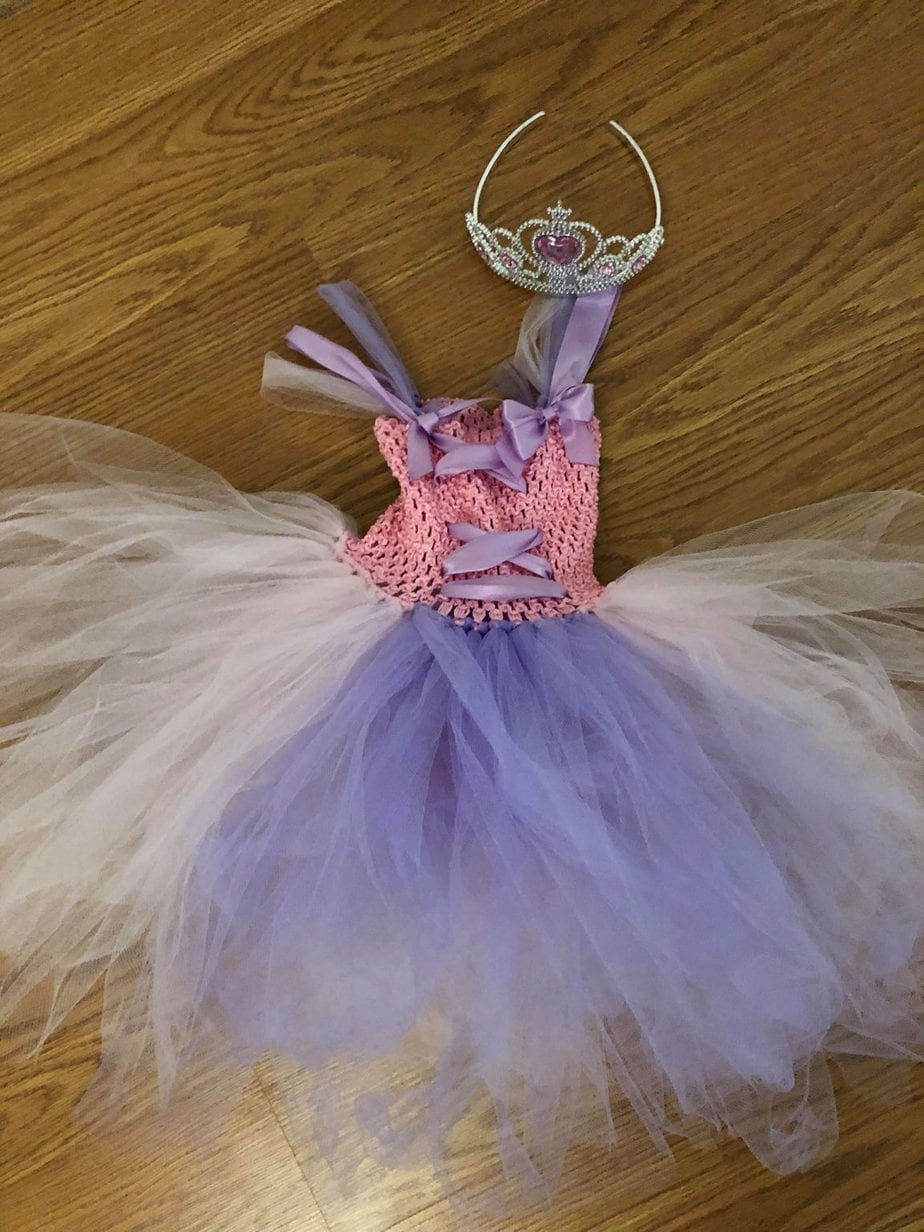 Make your own princess costume - so easy to make! - All about Baby Blog